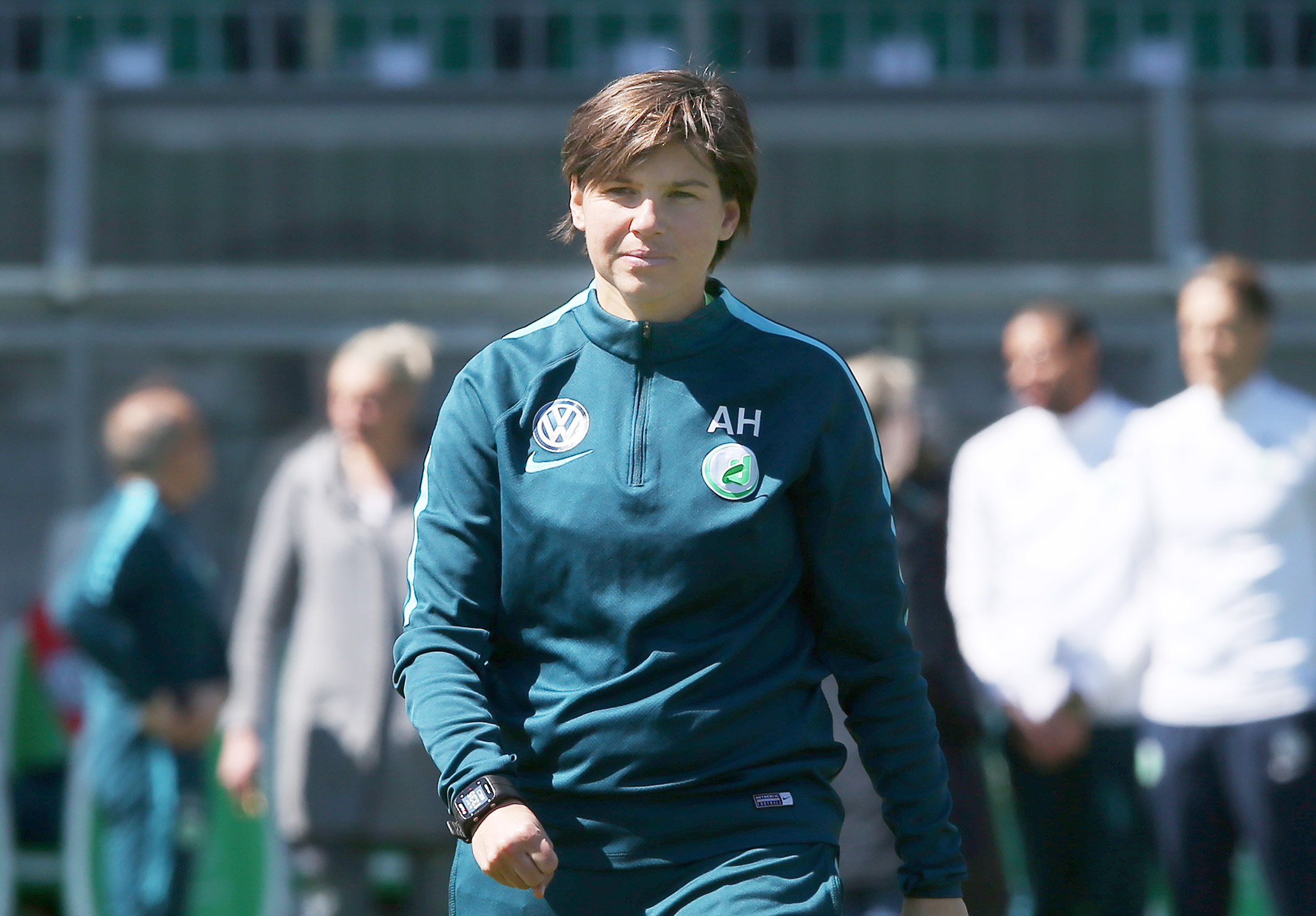 Bis 2019: Ariane Hingst verlängert im VfL-Trainerteam | regionalHeute.de