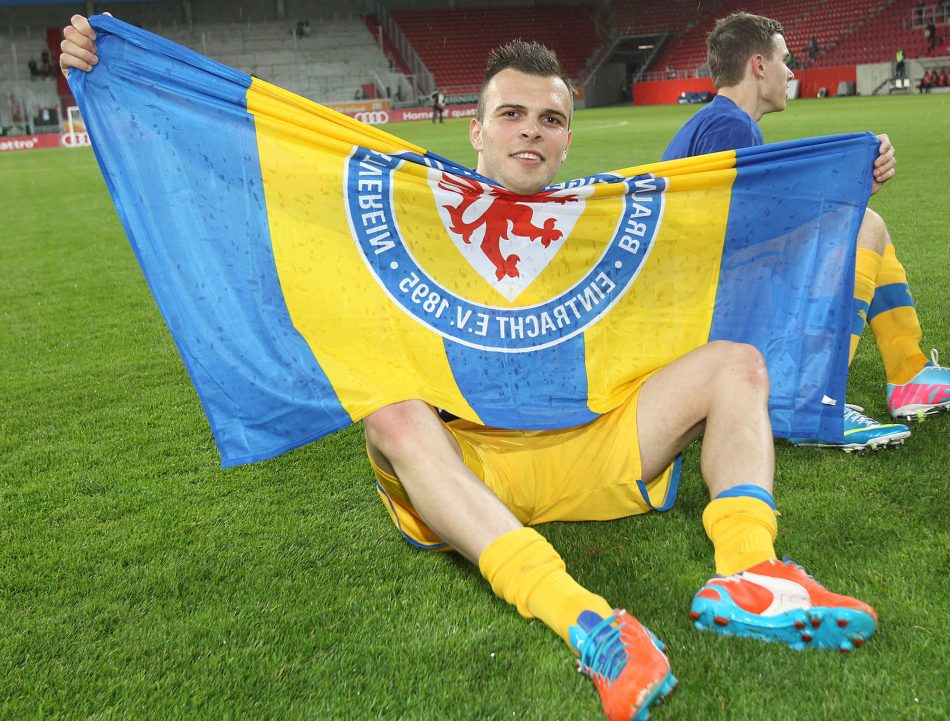 Der (T)Orhan ist wieder da: Ademi unterschreibt bis 2021 | regionalHeute.de