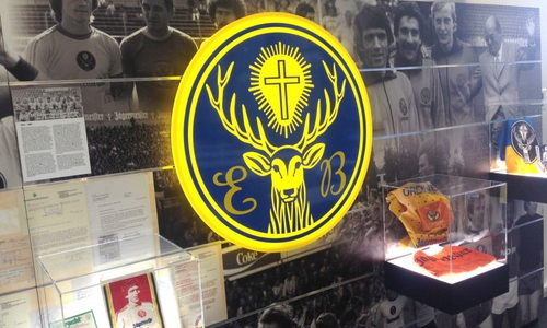 Eintracht Braunschweig jubelt am Millerntor – Tabellenführer ... Eintracht Braunschweig jubelt am Millerntor – Tabellenführer ...