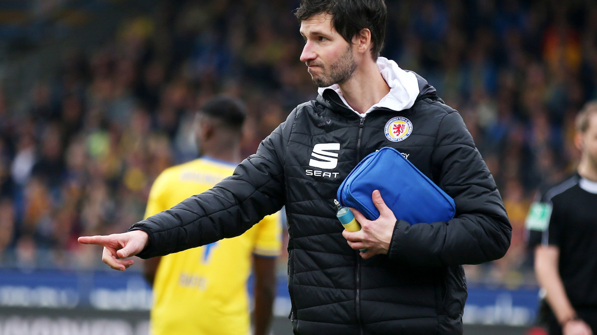 Eintrachts Mannschaftsarzt Bornhardt wechselt nach Wolfsburg ...