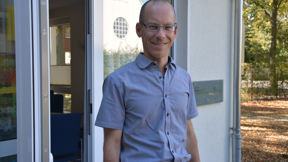 Frank Witt vom Evangelischen Trauerhaus erklärt Ewigkeitssonntag ...