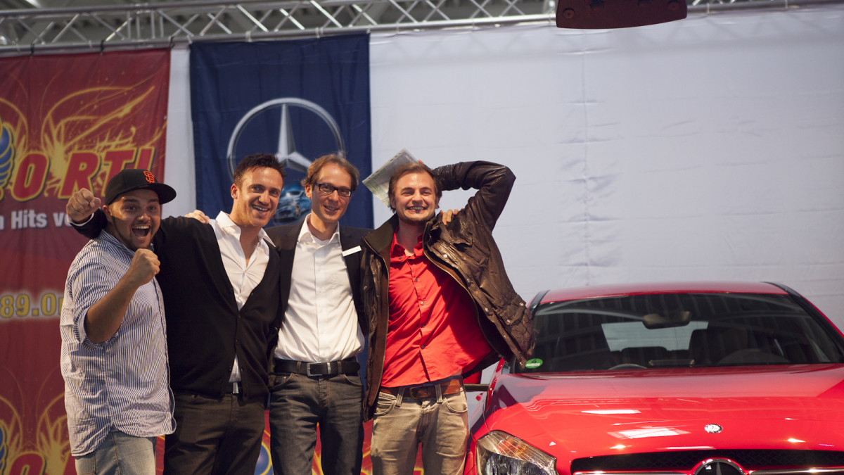 Braunschweig: Mercedes-Benz präsentierte die neue A-Klasse - Mathe ...
