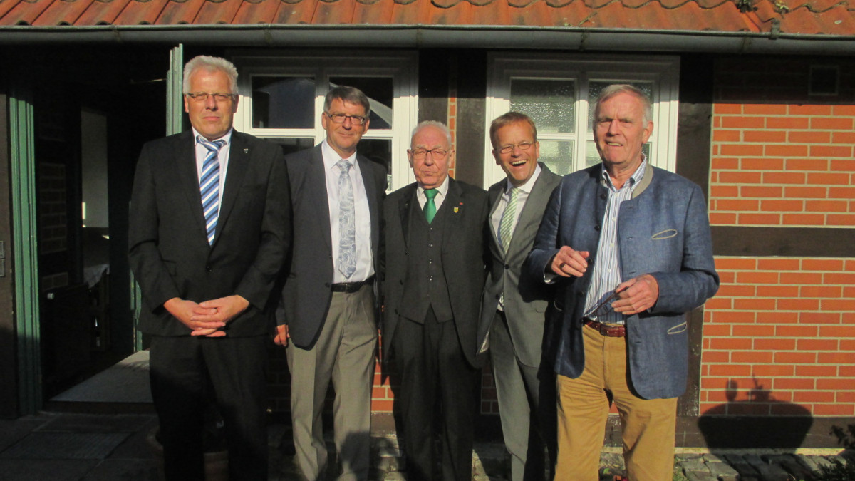 Geschäftsführer von Bachstein Verkehrsbetriebe im Ruhestand ...