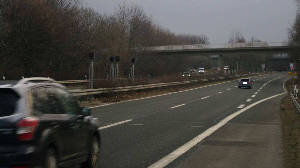 B6: Raser mehr als 100 km/h zu schnell unterwegs | regionalHeute.de