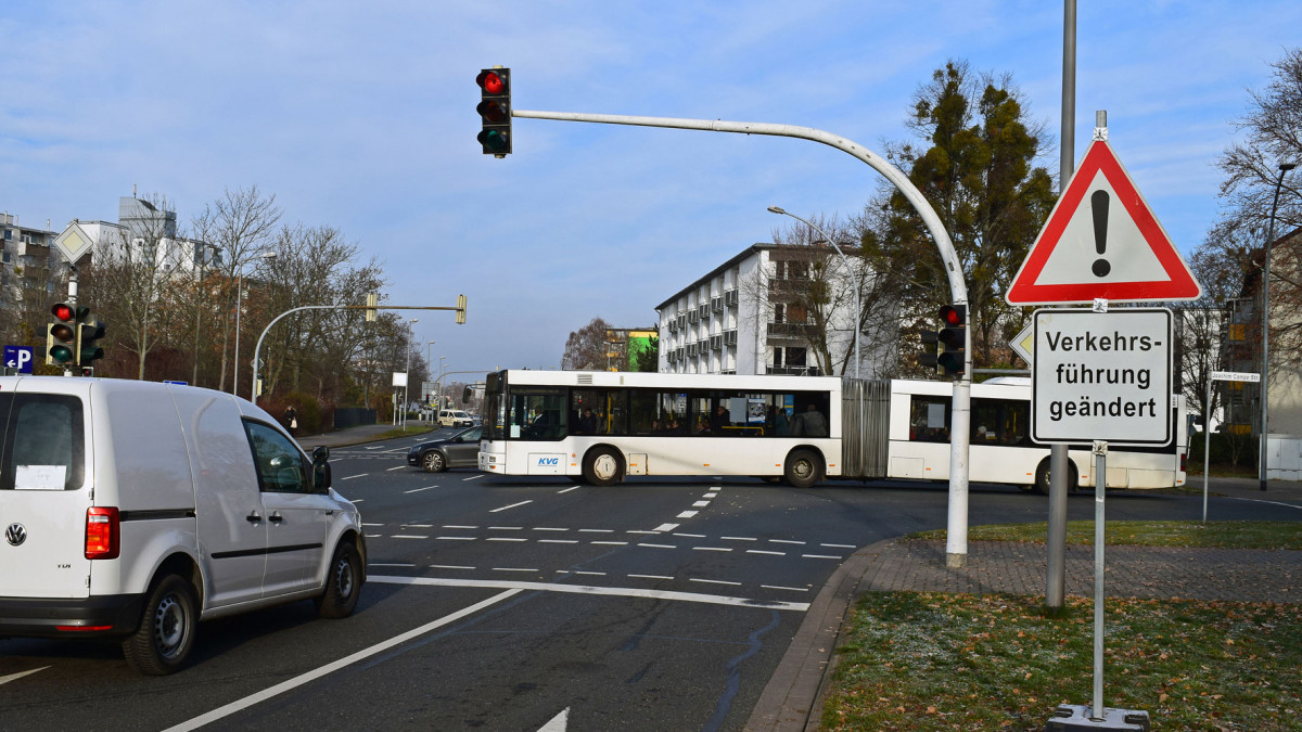 Nach Unfällen: Grüner Pfeil an Kattowitzer Straße entfernt | regionalHeute.de