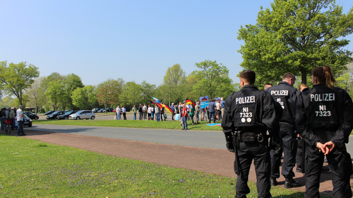 Fazit der Polizei: Demo-Samstag lief friedlich | regionalHeute.de