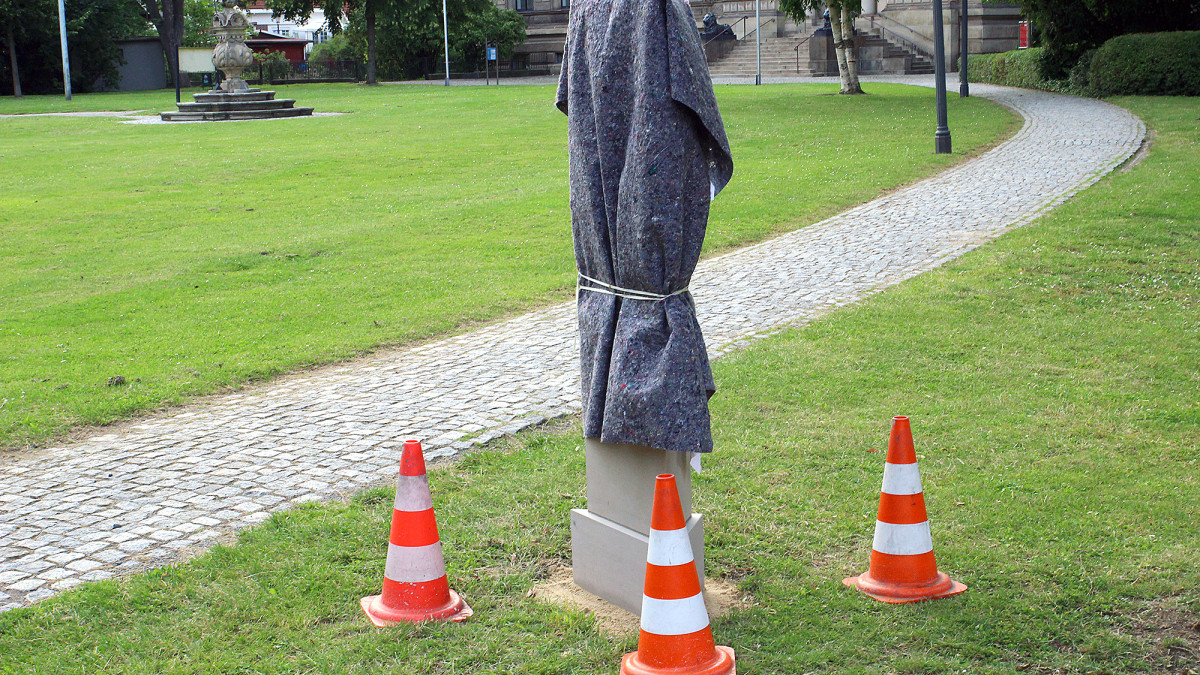 Gedenkstein für Paul Raabe wird enthüllt | regionalHeute.de