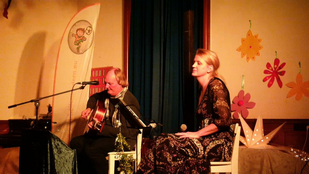 Peter Kerlin spielte vor vollem Haus für guten Zweck | regionalHeute.de