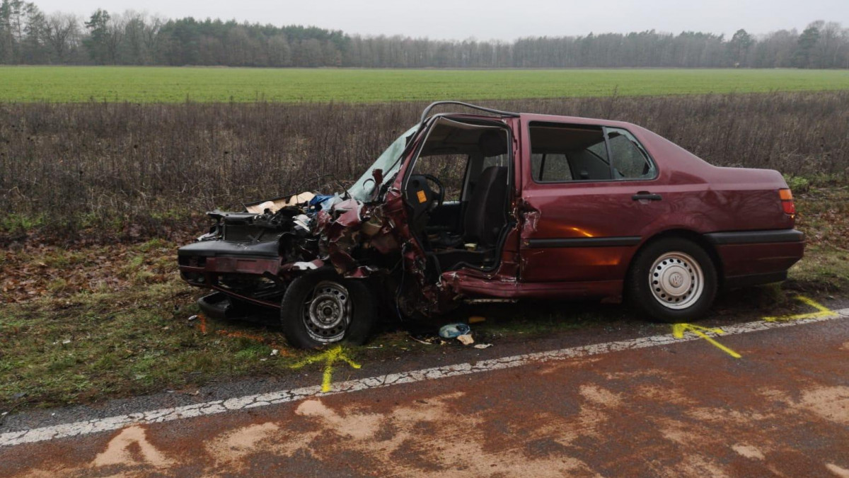 Massen-Crash im Gegenverkehr: Ein Toter und drei Schwerverletzte | regionalHeute.de
