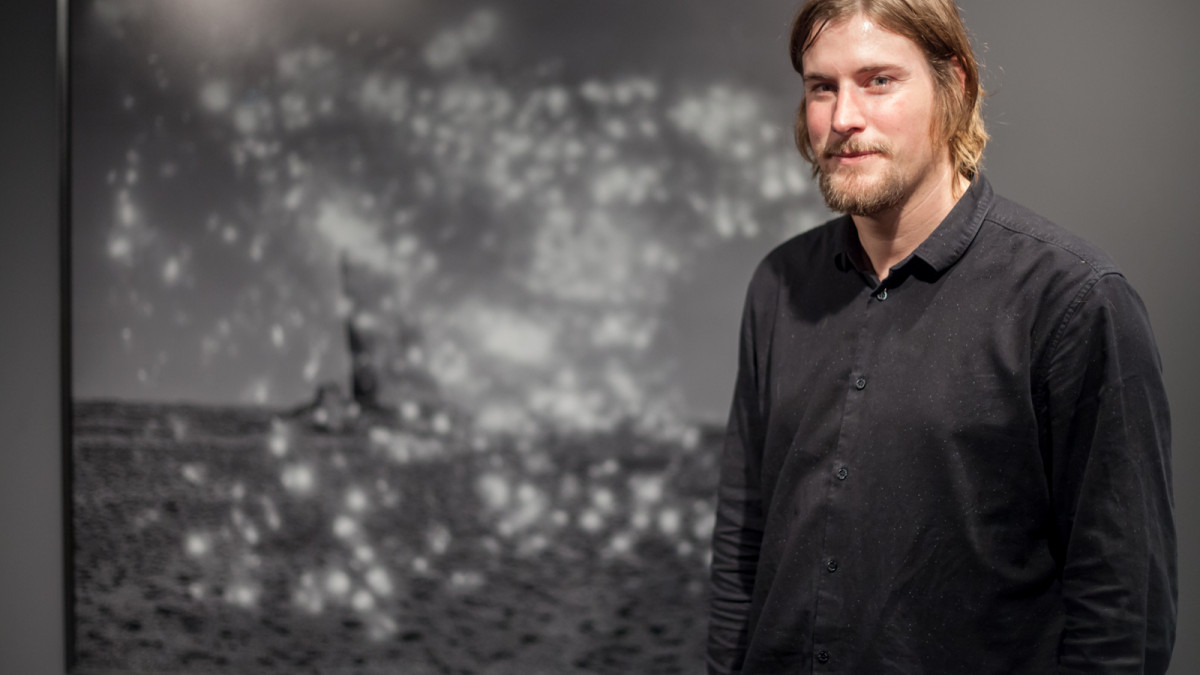 Julian Charriére sucht das Erbe unseres Zeitalters | regionalHeute.de