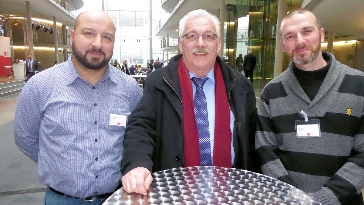 Priesmeier lud Teilnehmer aus der Region zur Muslim-Konferenz ein ...