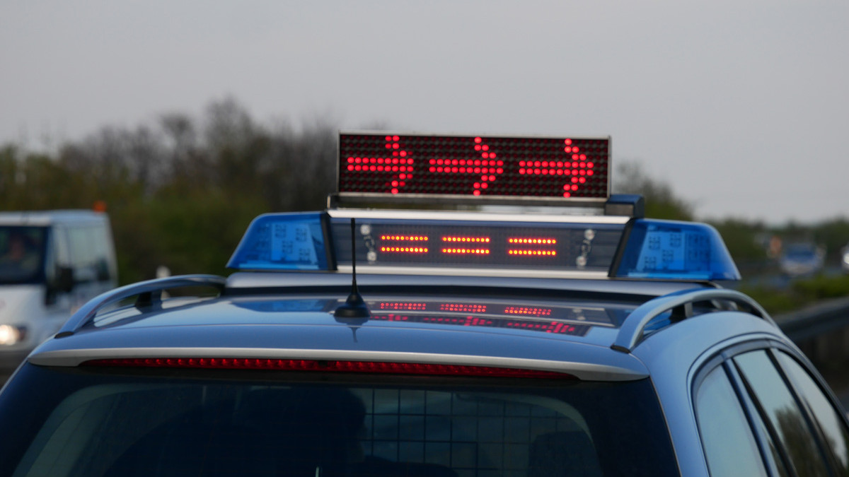 LKW-Unfall führt zu Stau auf der A2 bei Braunschweig | regionalHeute.de