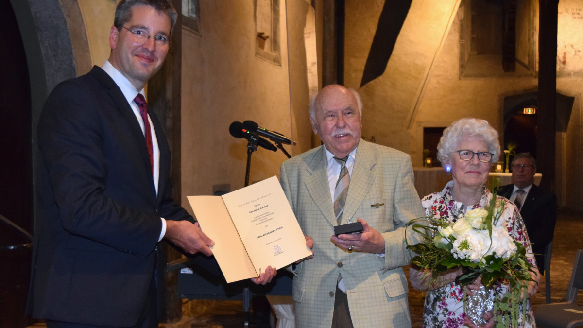 Karl-Wiehenkel-Preis an Karl-Heinz Kanthak verliehen | regionalHeute.de