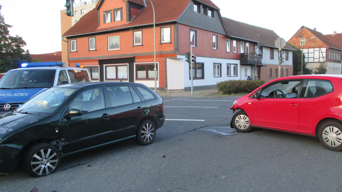 Beim Linksabbiegen Gegenverkehr übersehen: 39-Jähriger verletzt | regionalHeute.de
