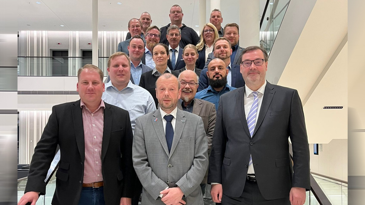 Landtag: Marzischewski zum AfD-Fraktionsvorsitzenden gewählt ...