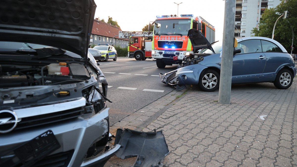 Verkehrsunfall in Lebenstedt fordert mehrere Verletzte | regionalHeute.de