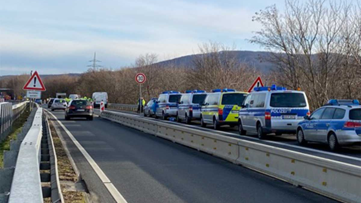 Goslar: Große Polizeikontrolle an der B6 | regionalHeute.de