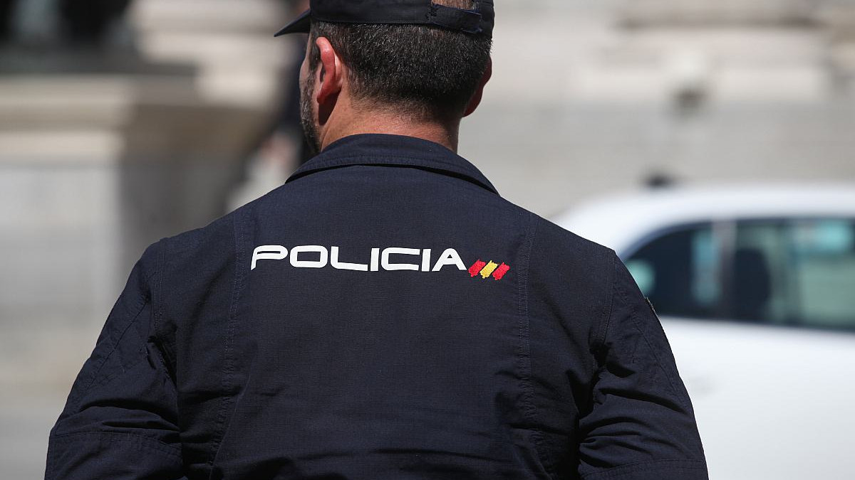 Spanische Polizei beschlagnahmt 700 Kilogramm Kokain auf Schiff ... Spanische Polizei beschlagnahmt 700 Kilogramm Kokain auf Schiff ...