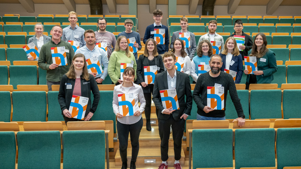 27 Studenten an der Ostfalia bekommen das Deutschlandstipendium ...