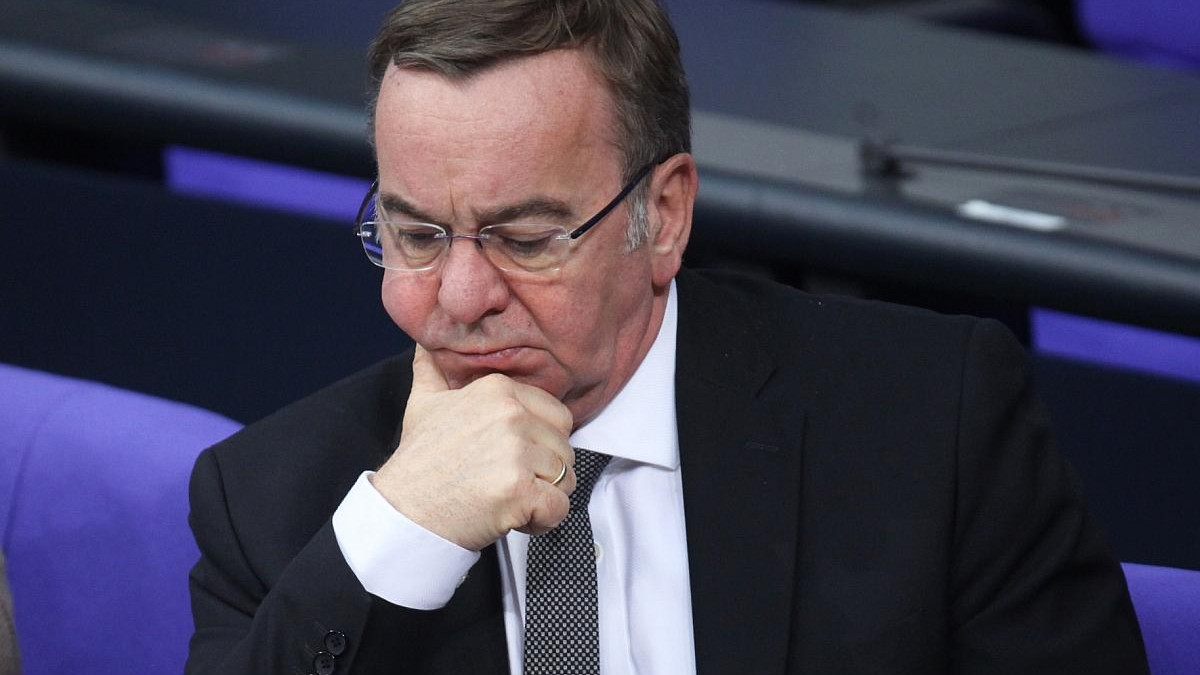 Pistorius will nach Abhöraffäre "alles auf den Prüfstand" stellen ...