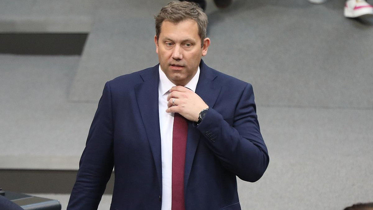 SPD-Chef sieht Einigung auf Haushalt 2025 als "Vertrauensprobe ...