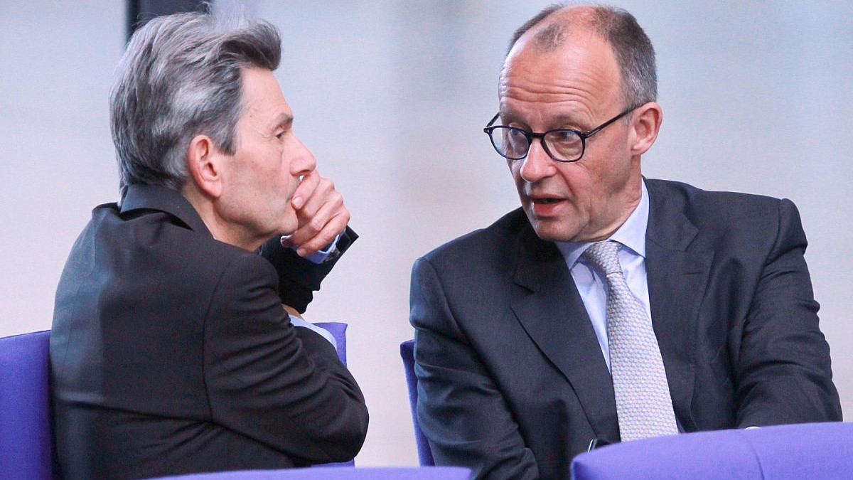 Mützenich offen für weitere Migrationstreffen mit Union | regionalHeute.de