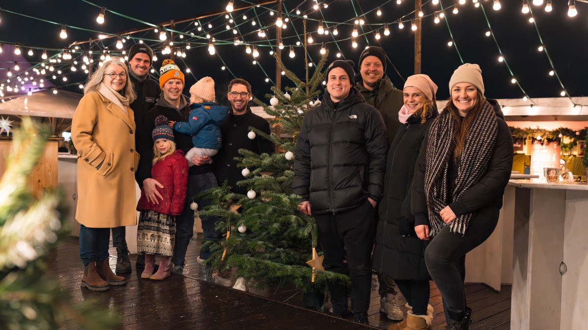 Snodekk: Winterlicher Markt über den Dächern Braunschweigs eröffnet | regionalHeute.de