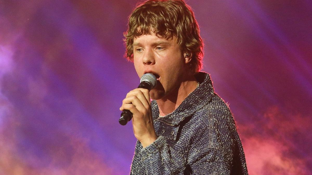 Jazeek weiter an Spitze der Album-Charts - Zartmann auf Platz zwei ...