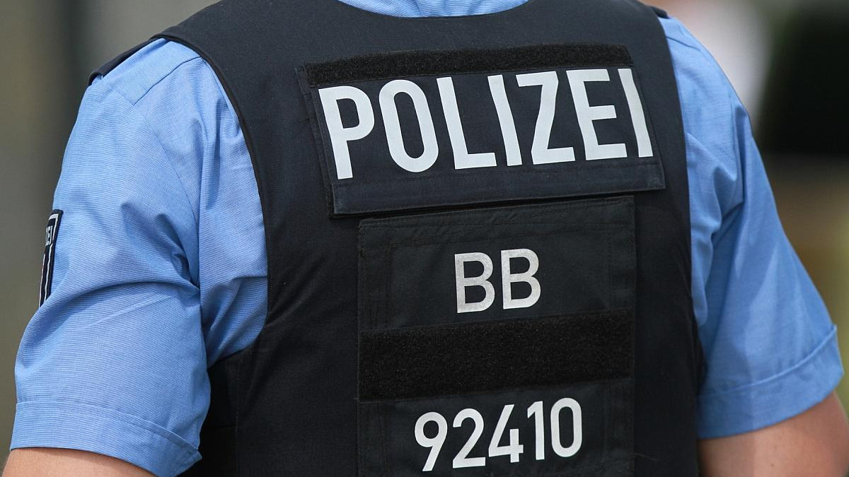 Zwei Kinder bei Unfall mit E-Scooter in Delmenhorst lebensgefährlich und schwer verletzt ...