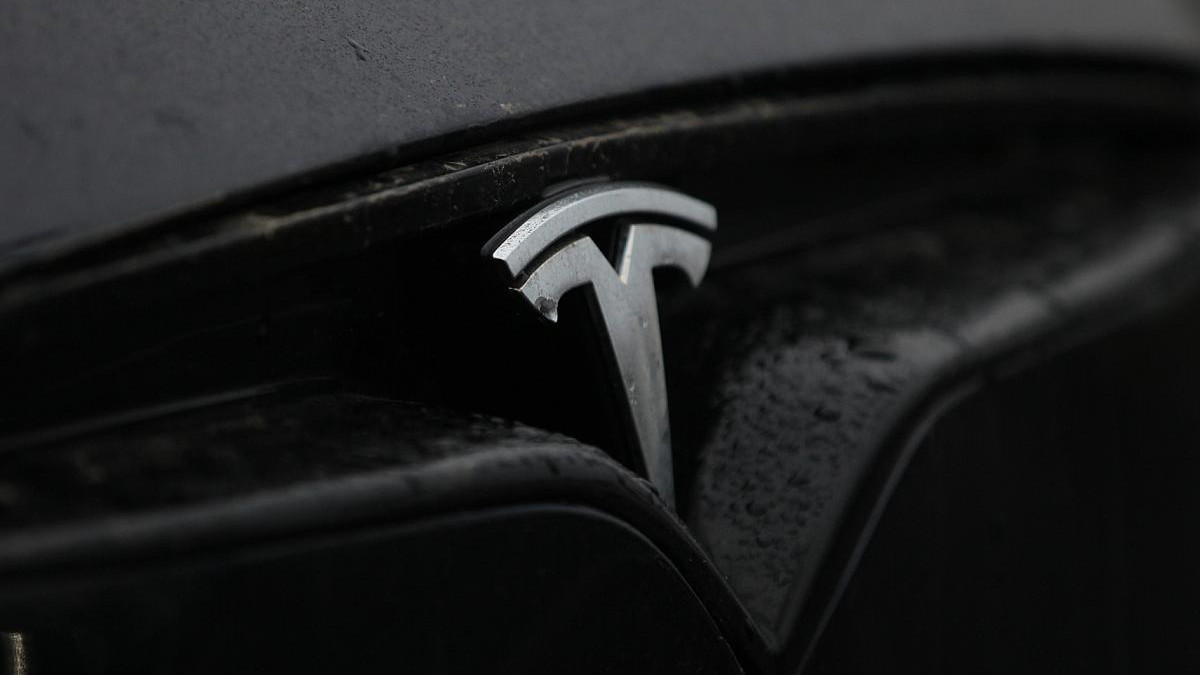 IG Metall fordert von Tesla bessere Arbeitsbedingungen | regionalHeute.de
