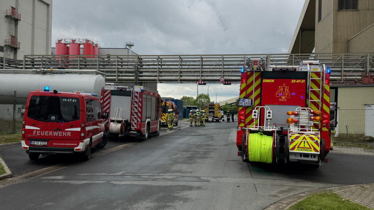 Helmstedt: Starker Rauch bei Müllverbrennungsanlage: Feuerwehr im ...